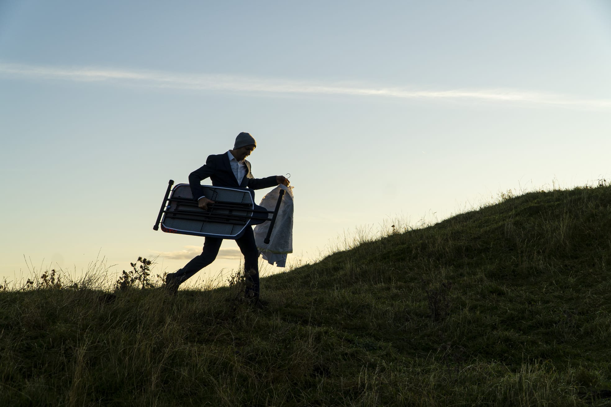 The Rise of Extreme Ironing: How Phil Shaw Ironed His Way into History ...
